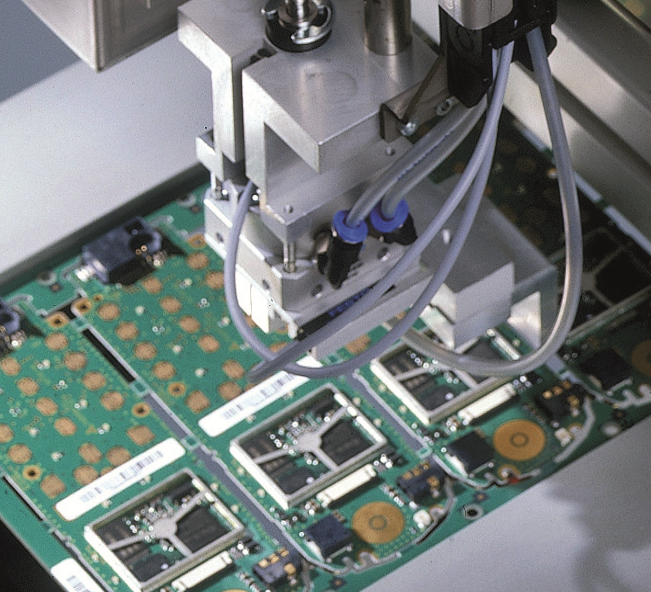 Auto-Apply Traceability Label