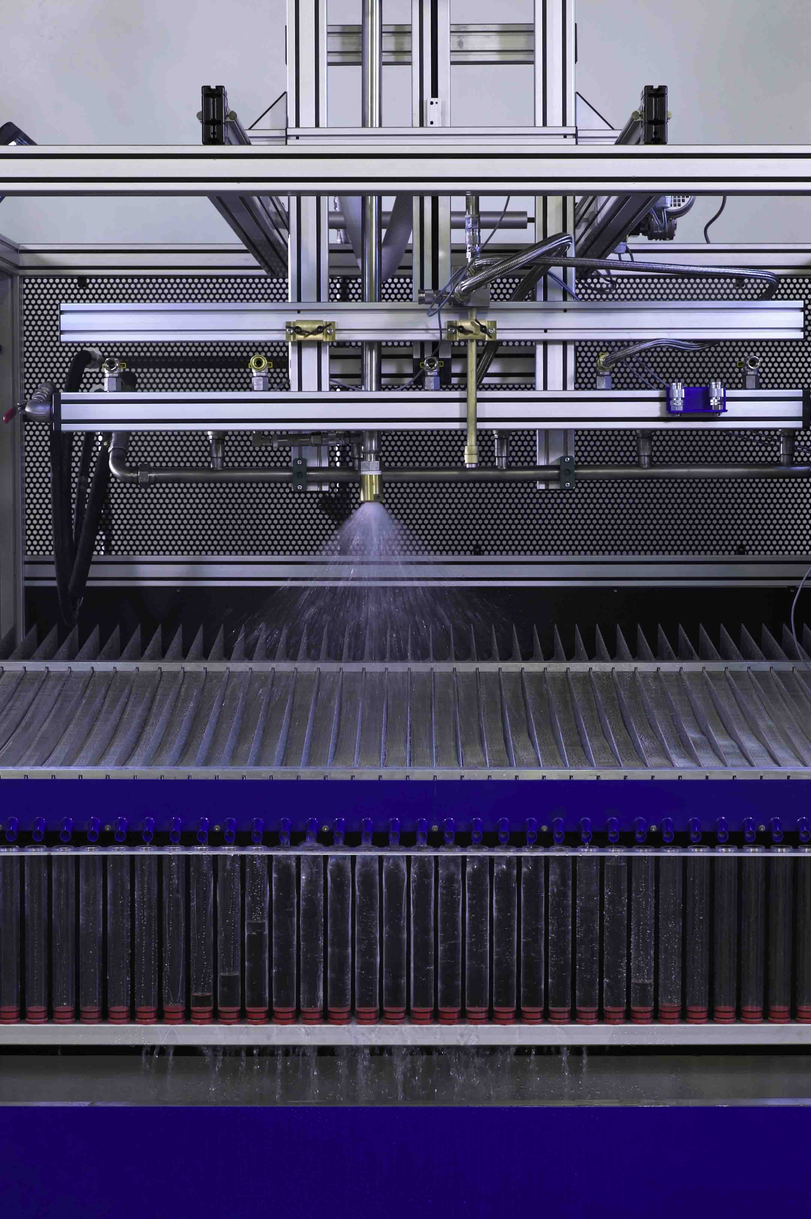 Hydraulic and Pneumatic Nozzles Tested in a new Test Facility