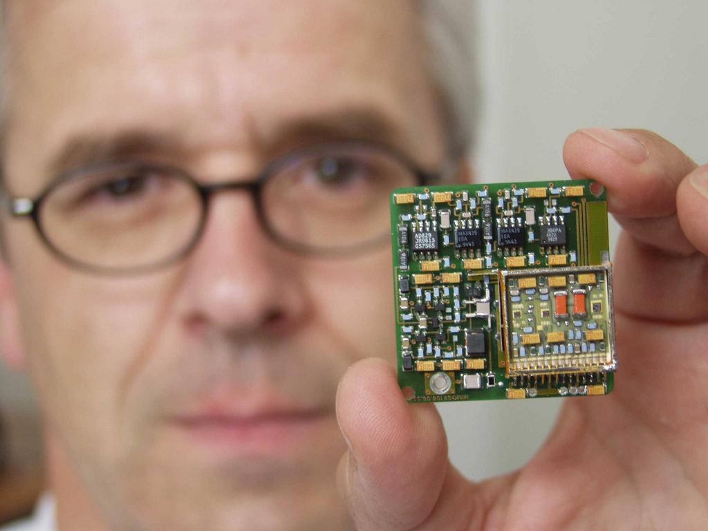 Sensor & Evaluation Electronics Play Crucial Role in Rosetta Comet Lander