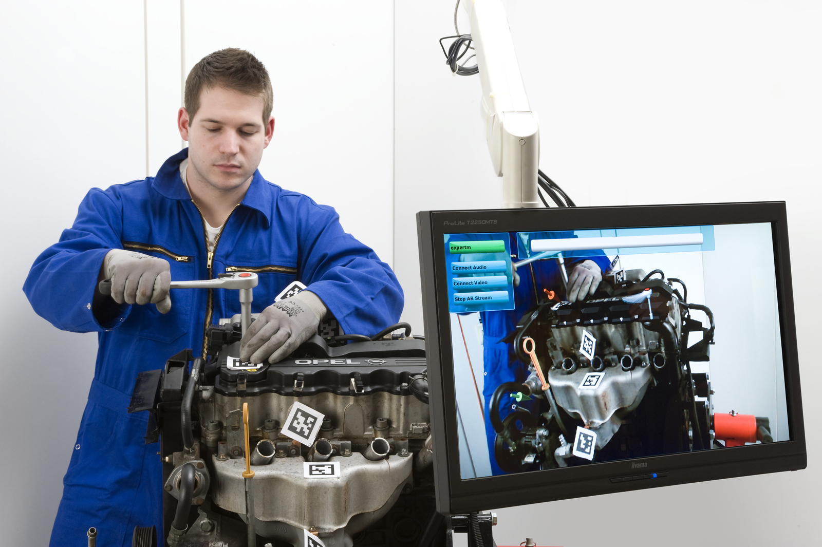 Expert Help from a Distance