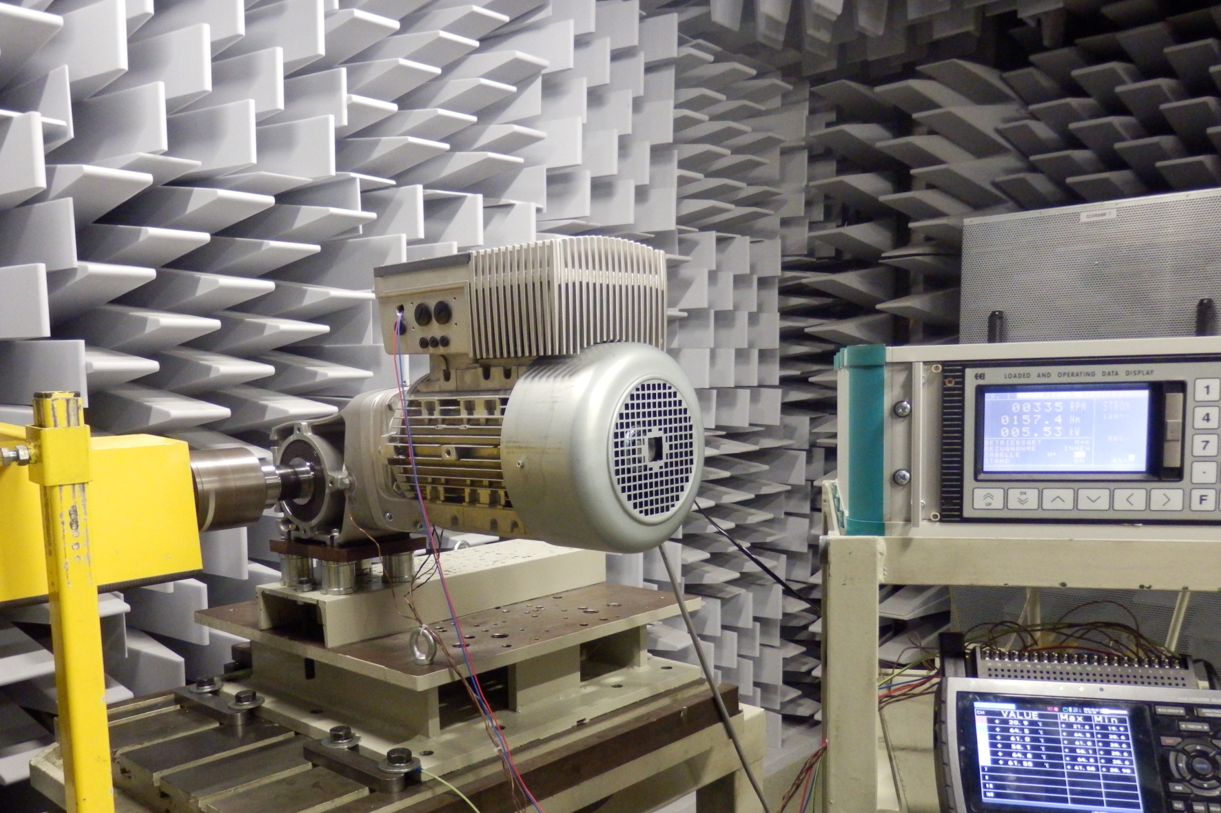 Frequency Inverters With Integrated PLC